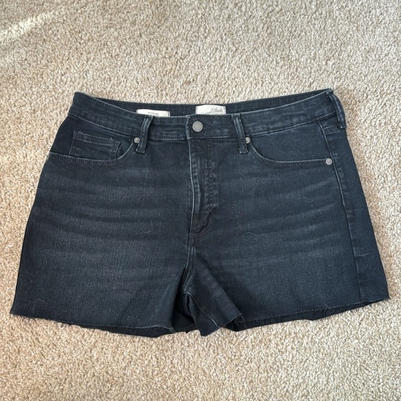 Universal Thread | Shorts | Universal Thread High Rise Midi Black Jean Shorts | Poshmark